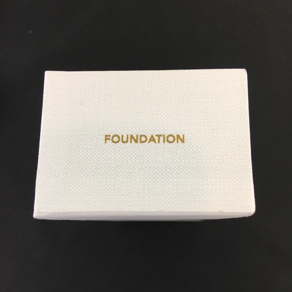 Anthropologie | Makeup | Anthropologie Albeit Gold Foundation Brush ...